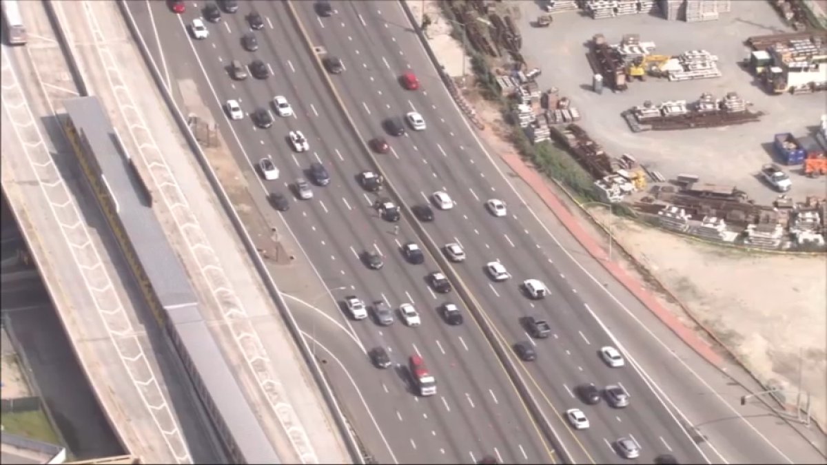 Shooting shuts down 101 north near downtown LA – NBC Los Angeles