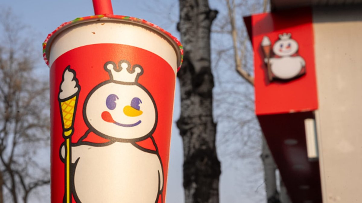 China’s largest bubble tea chain Mixue soars 43% on Hong Kong trading ...