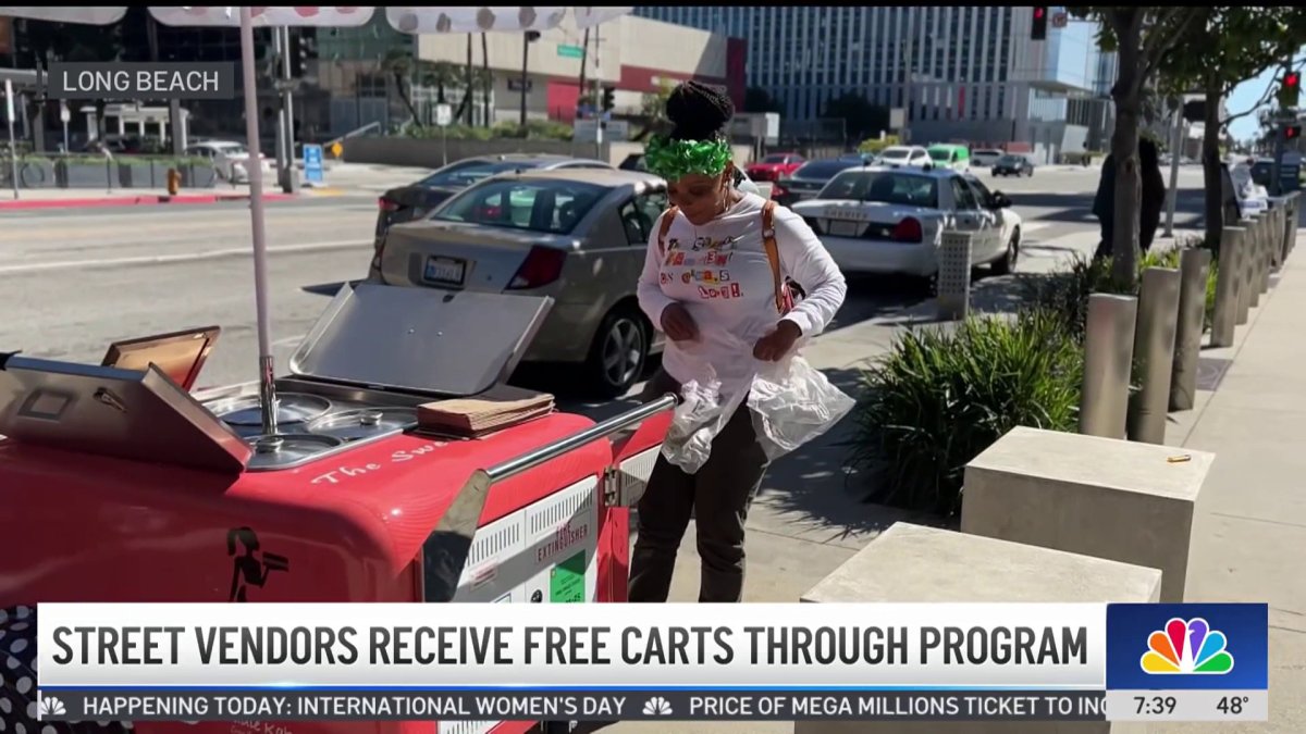 Street vendors receive free carts with Long Beach’s new progarm – NBC ...