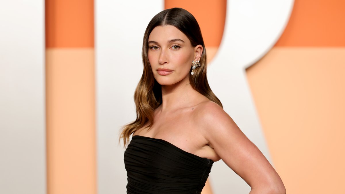 Hailey Bieber reveals how she’s helping Justin Bieber – NBC Los Angeles