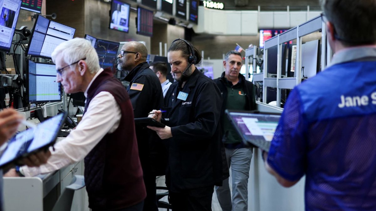 Treasury yields slip as traders navigate U.S.-China trade tensions ...