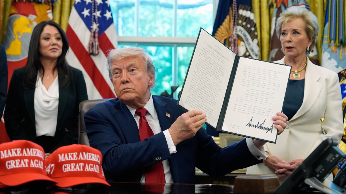 Judge blocks Trump push to cut funding to public schools over DEI – NBC ...