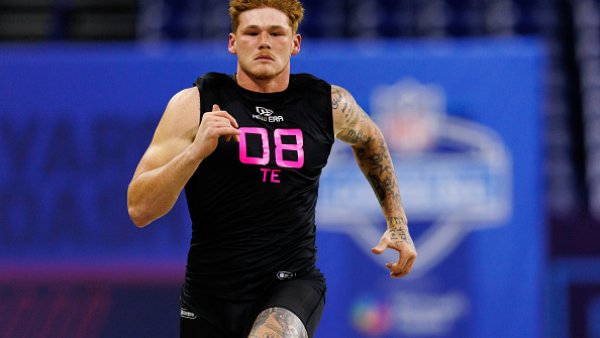 NFL Draft 2025: Rams take Oregon tight end Terrance Ferguson in second ...