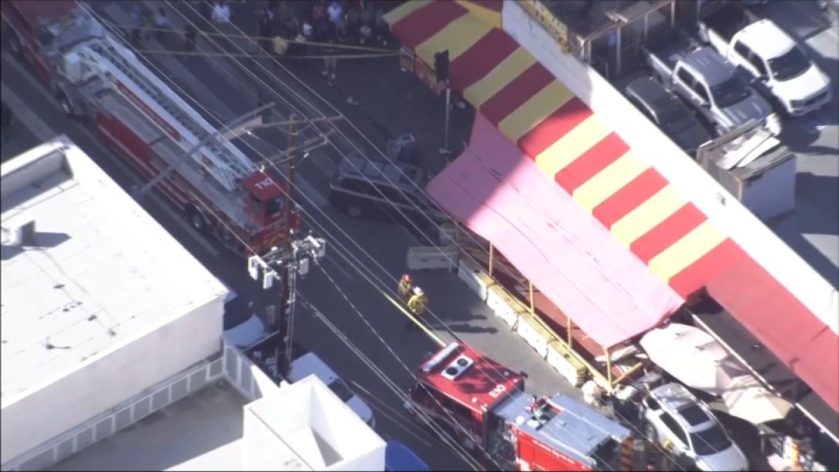 9 injured after minivan crashes into crowd in downtown LA’s Santee ...