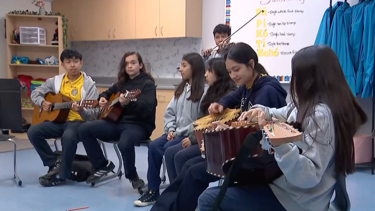 East LA charter school known for mariachi program will stay open – NBC ...