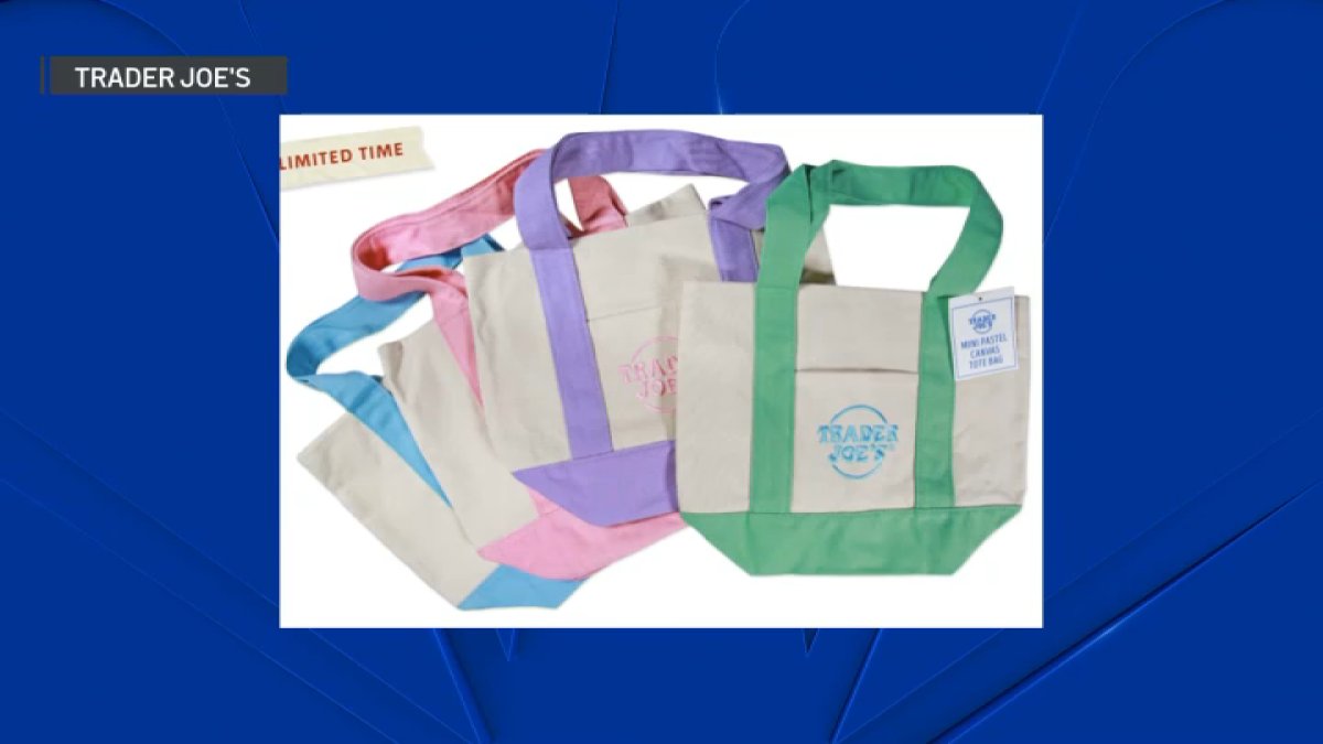 Trader Joe’s mini tote bags return. How to get one – NBC Los Angeles