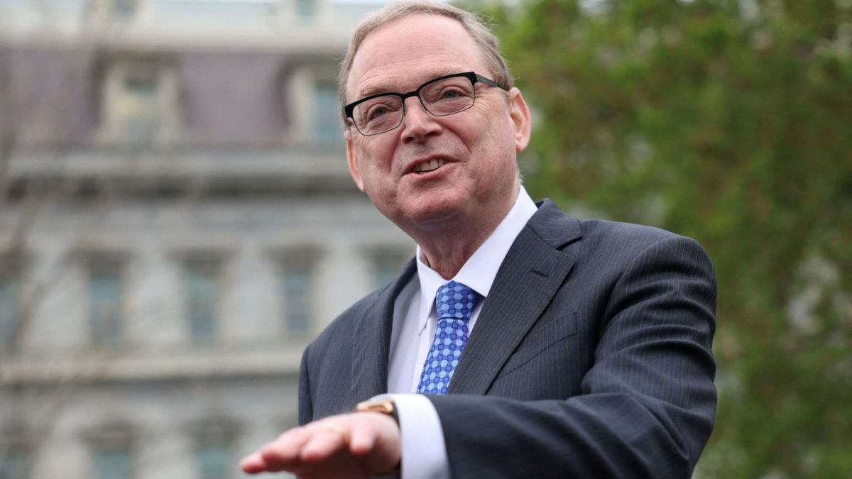 Trump advisor Hassett is confident tariffs will prevail despite judges ...