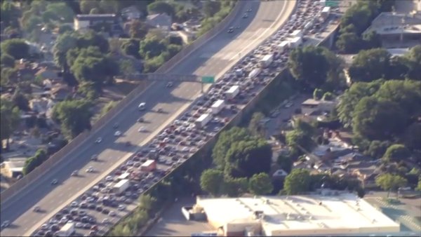 5 Freeway shut down in Burbank – NBC Los Angeles