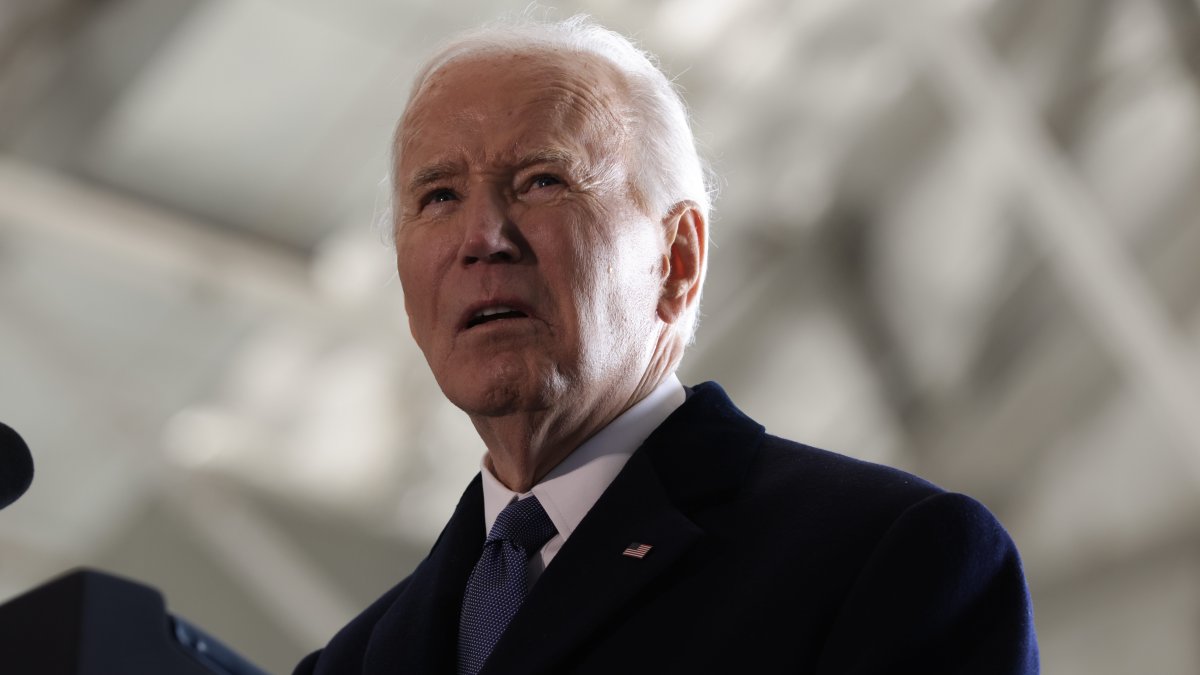 Biden makes first public appearance since cancer diagnosis – NBC Los ...