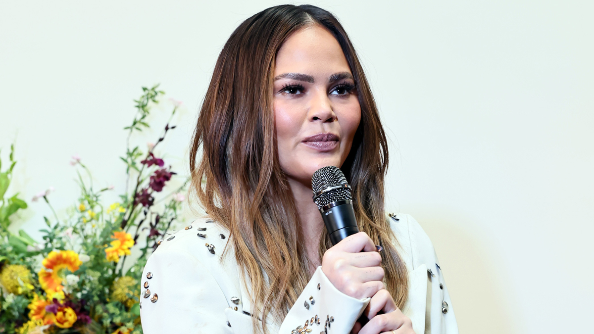 Chrissy Teigen reveals she’s no longer sober – NBC Los Angeles