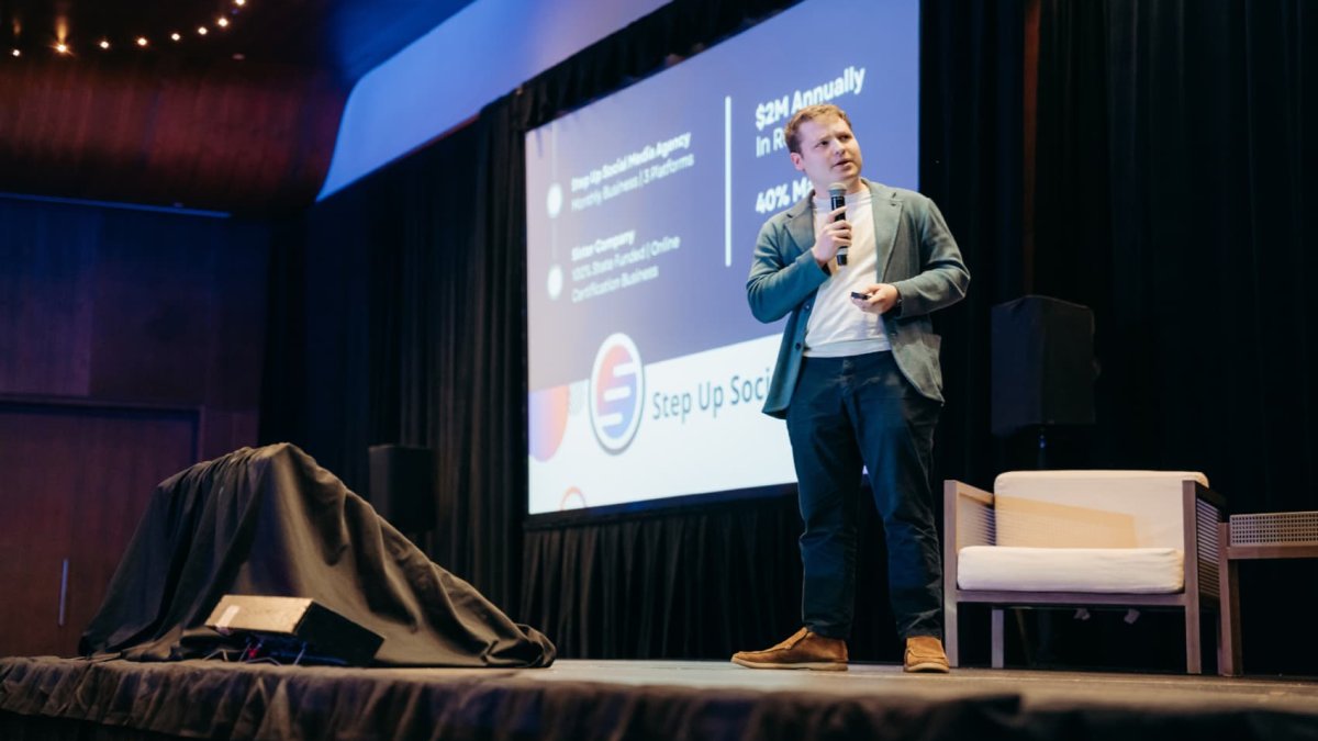 This 22-year-old startup founder got his college to pay him $200,000 ...