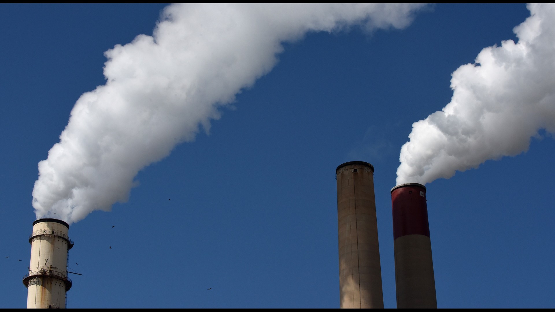 Trump’s EPA aims to roll-back regulations on pollution from power ...