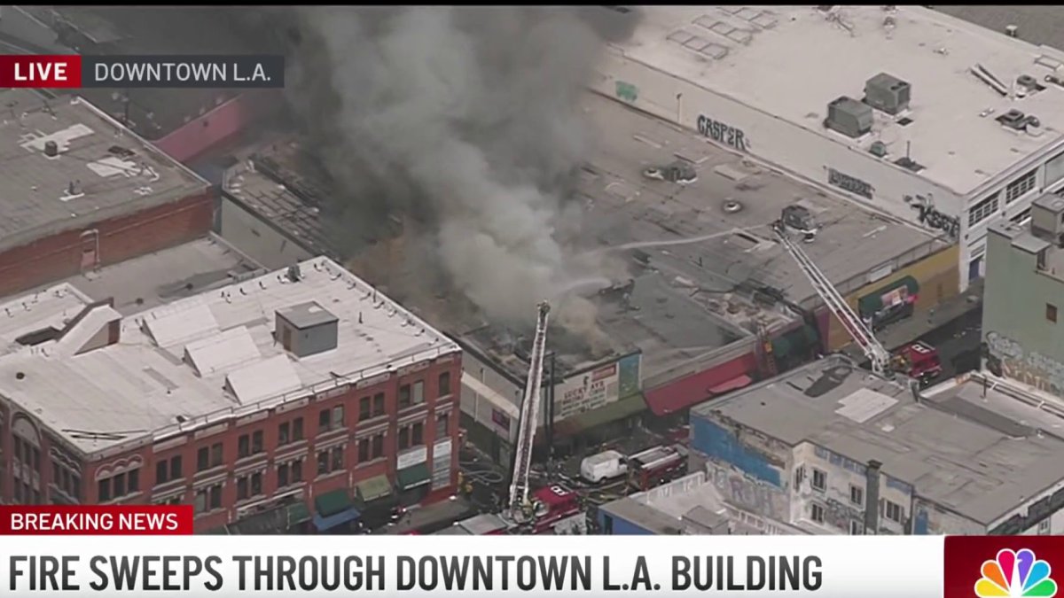 Nearly 100 firefighters battle commercial fire in Downtown LA – NBC Los ...