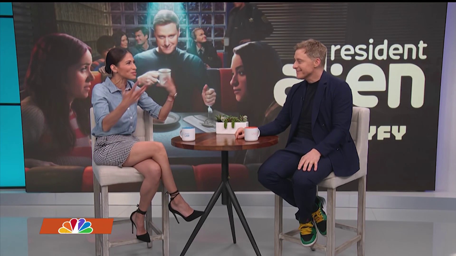 Resident Alien returns for Season 4. Hilarity and intergalactic hijinks ...