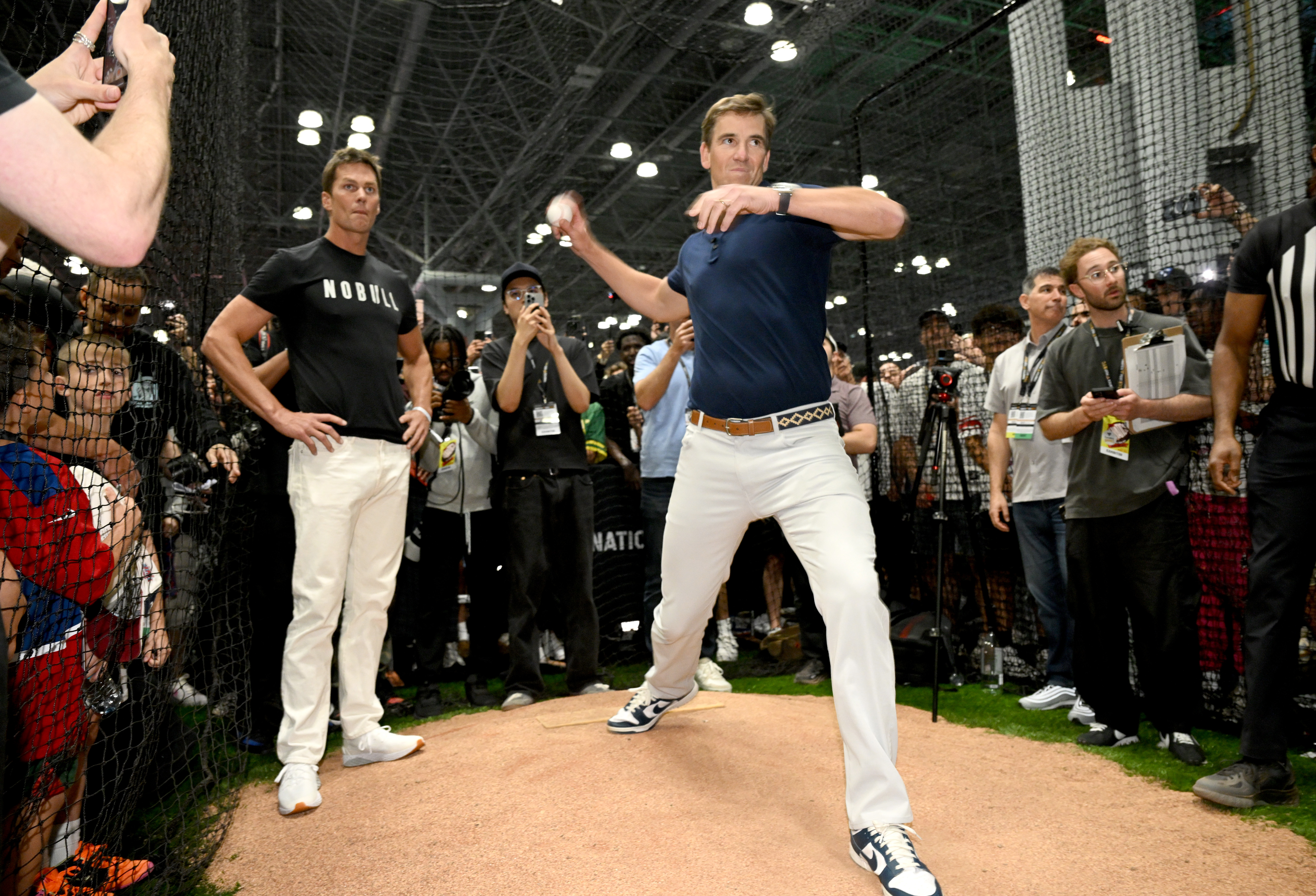 Teacher finishes between Tom Brady and Eli Manning in Fanatics Fest ...