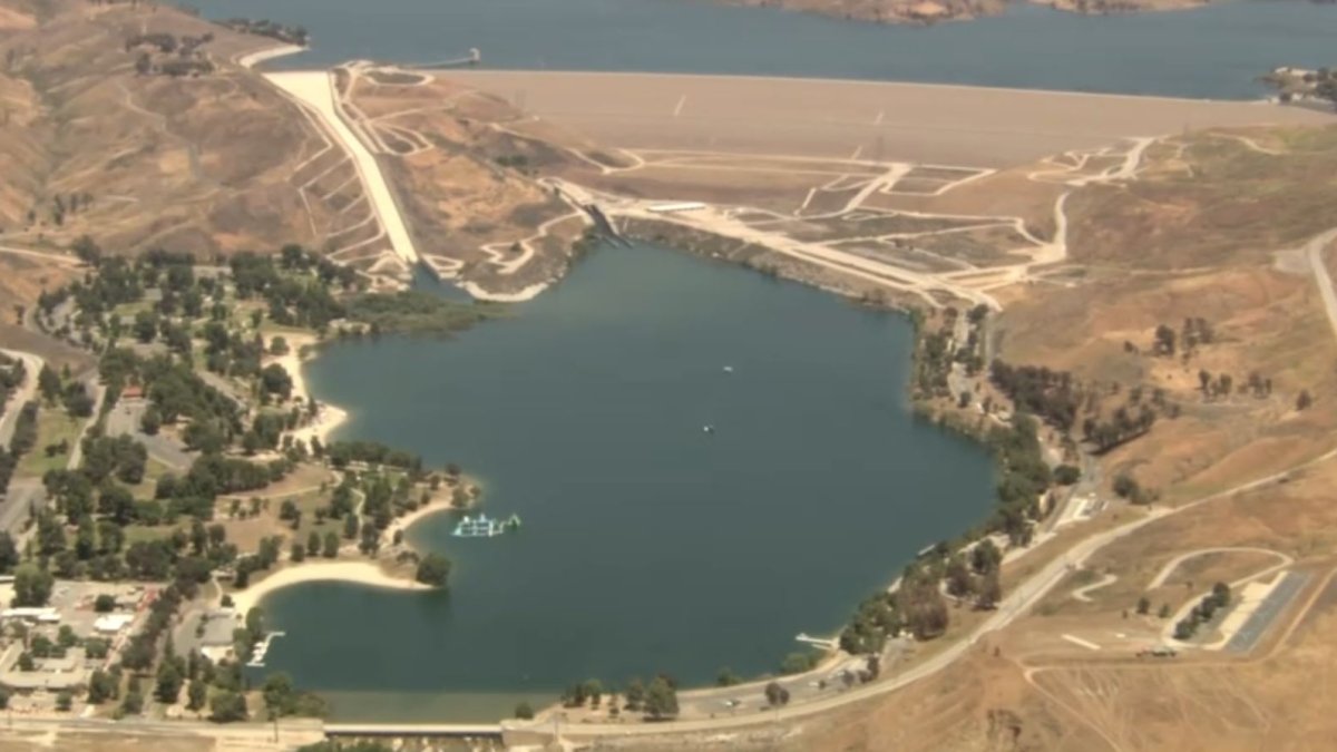 Dive teams search for missing paddleboarder in Castaic Lake – NBC Los ...