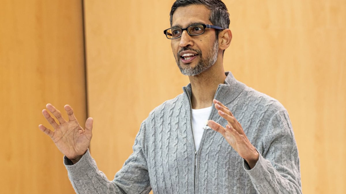 Google execs say employees have to ‘be more AI-savvy’ as competition ...