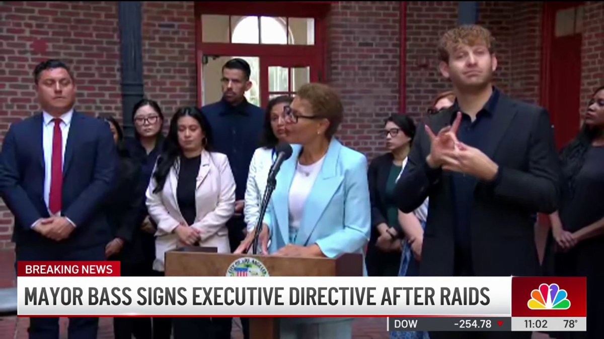 Mayor Bass signs executive directive aimed at helping LA’s immigrant ...