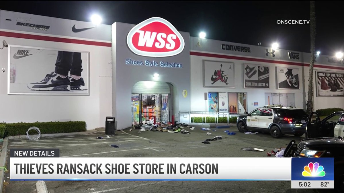 Thieves ransack WSS shoe store in Carson – NBC Los Angeles