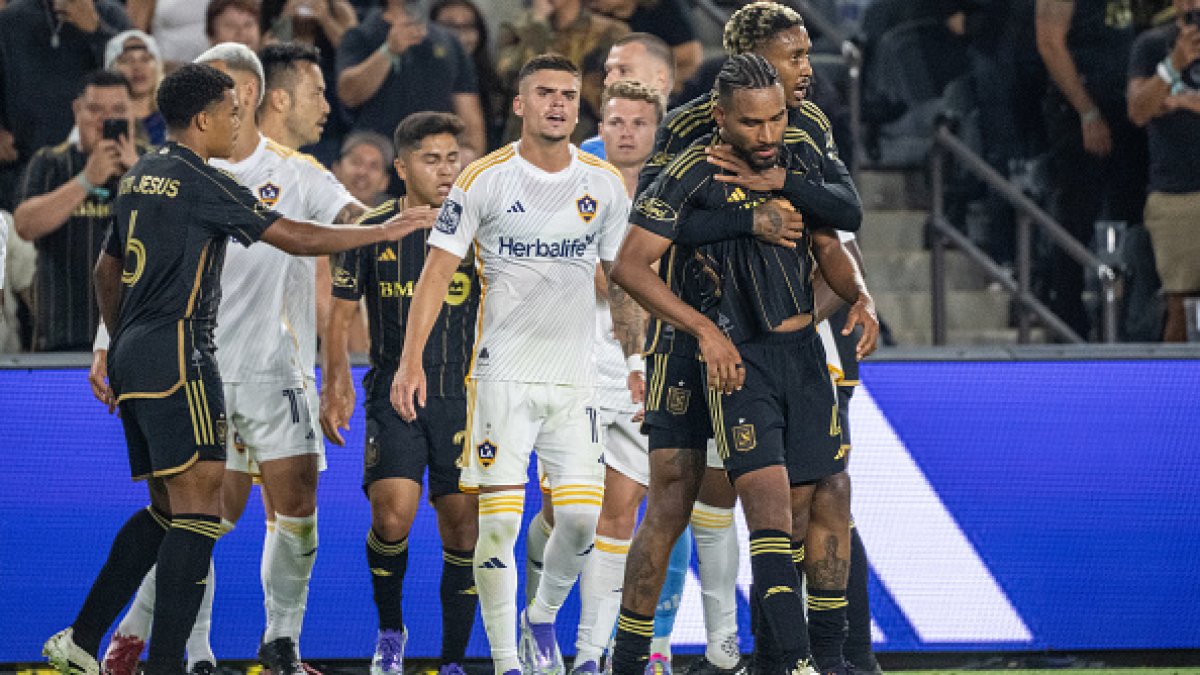 El Tráfico 2025: Gabriel Pec and Denis Bouanga each score 2 goals as LAFC and LA Galaxy play to ...