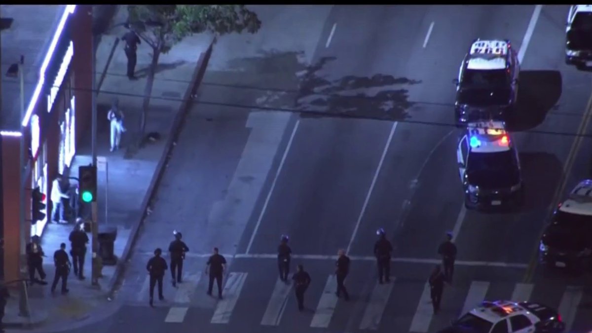 Standoff with LAPD in Hyde Park – NBC Los Angeles