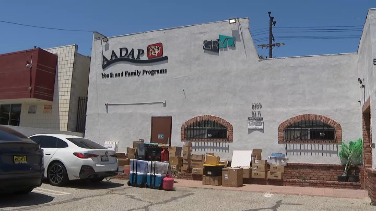 Immigration raids lead to dwindling attendance in nonprofit programs ...