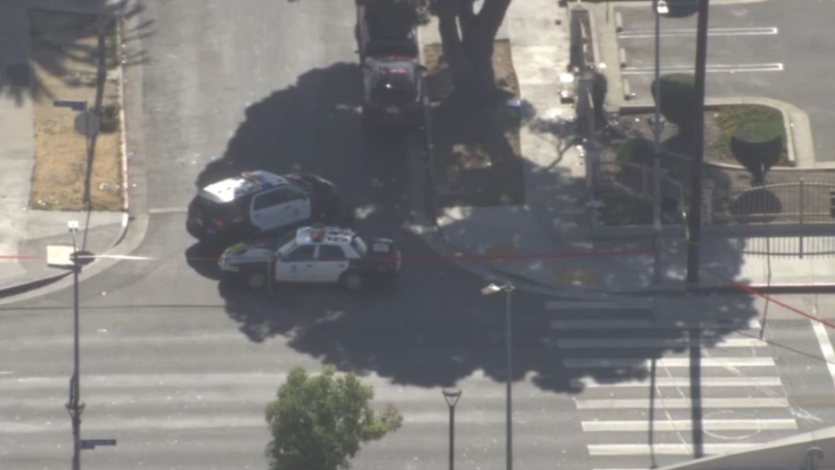 Man charged in ghost gun shooting that injured LAPD officer – NBC Los ...