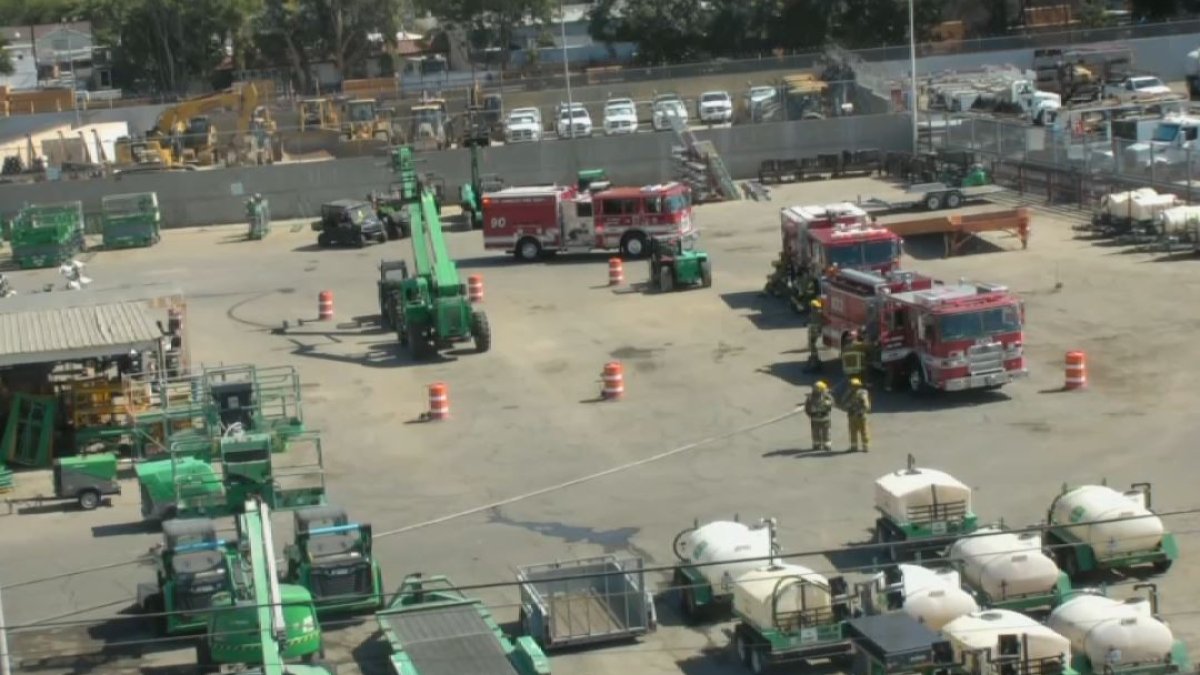 Northridge construction equipment fire leads to evacuations – NBC Los ...
