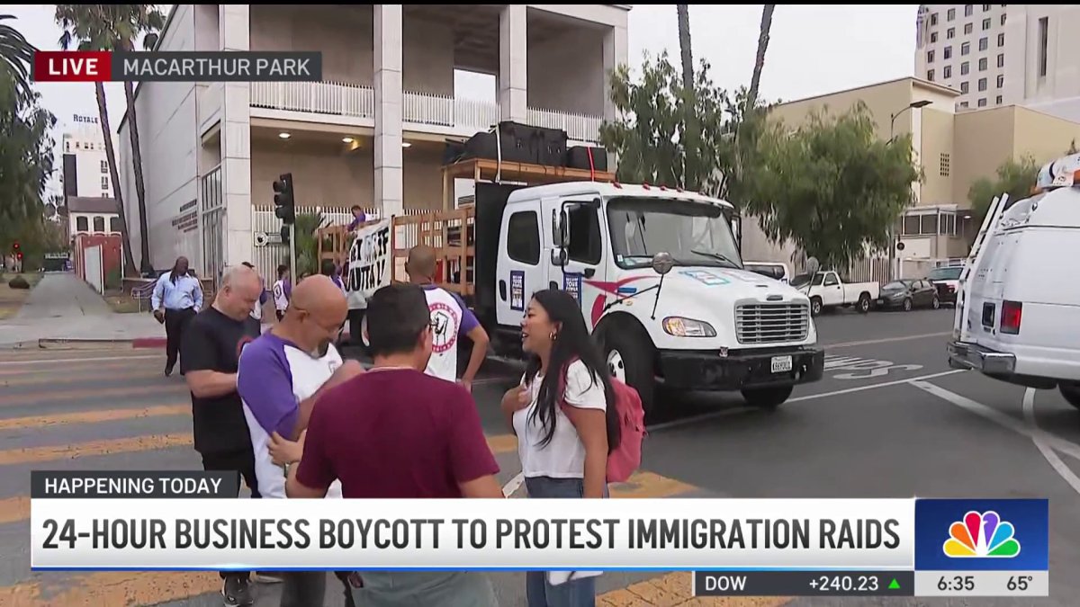 24-hour business boycott to protest immigration raids – NBC Los Angeles