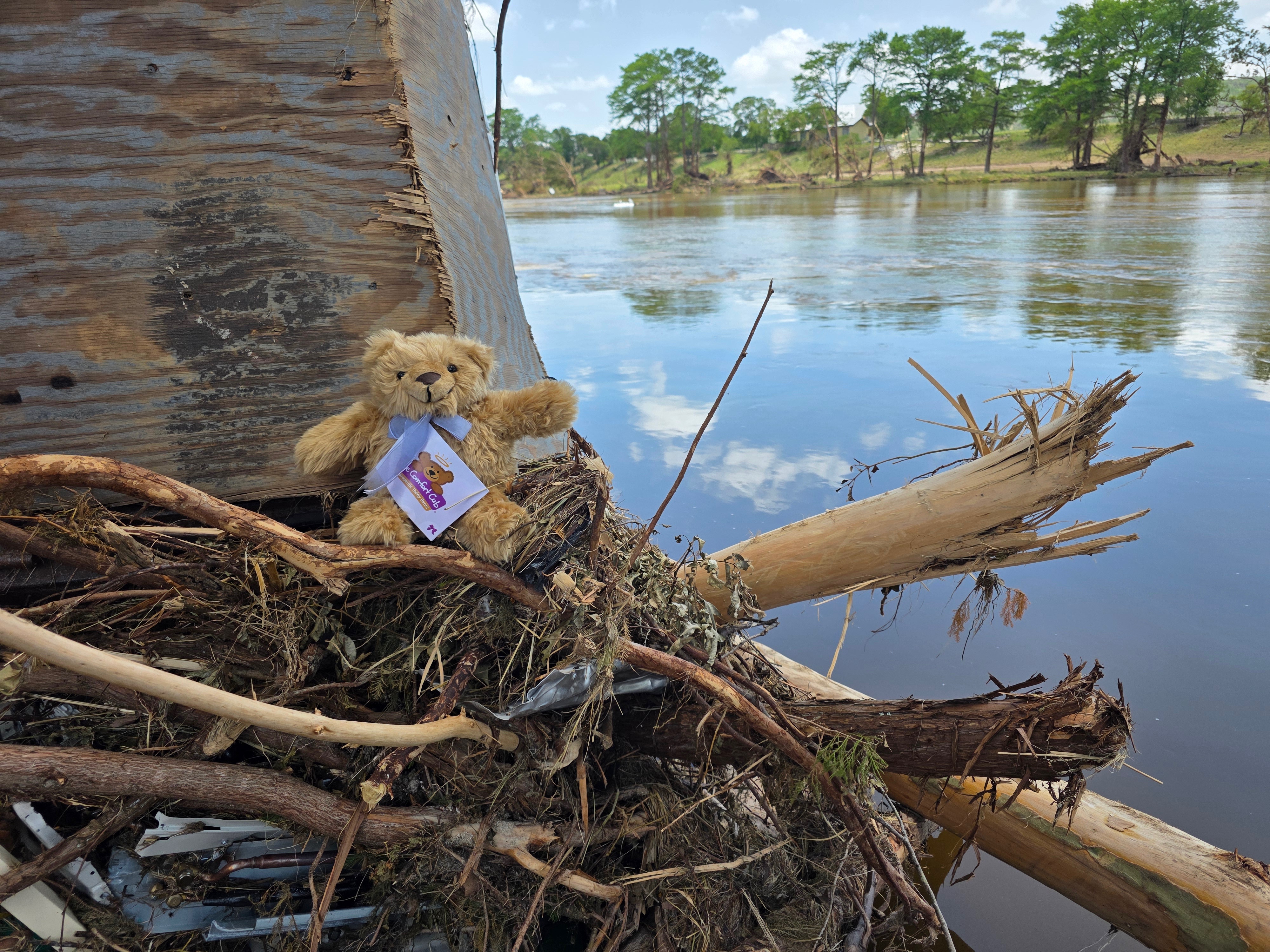 San Diego non-profit delivers comforting bear hugs to Texas flood ...
