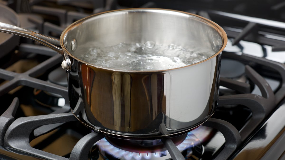 FDA issues alert over cookware due to risk of lead leaching into food ...