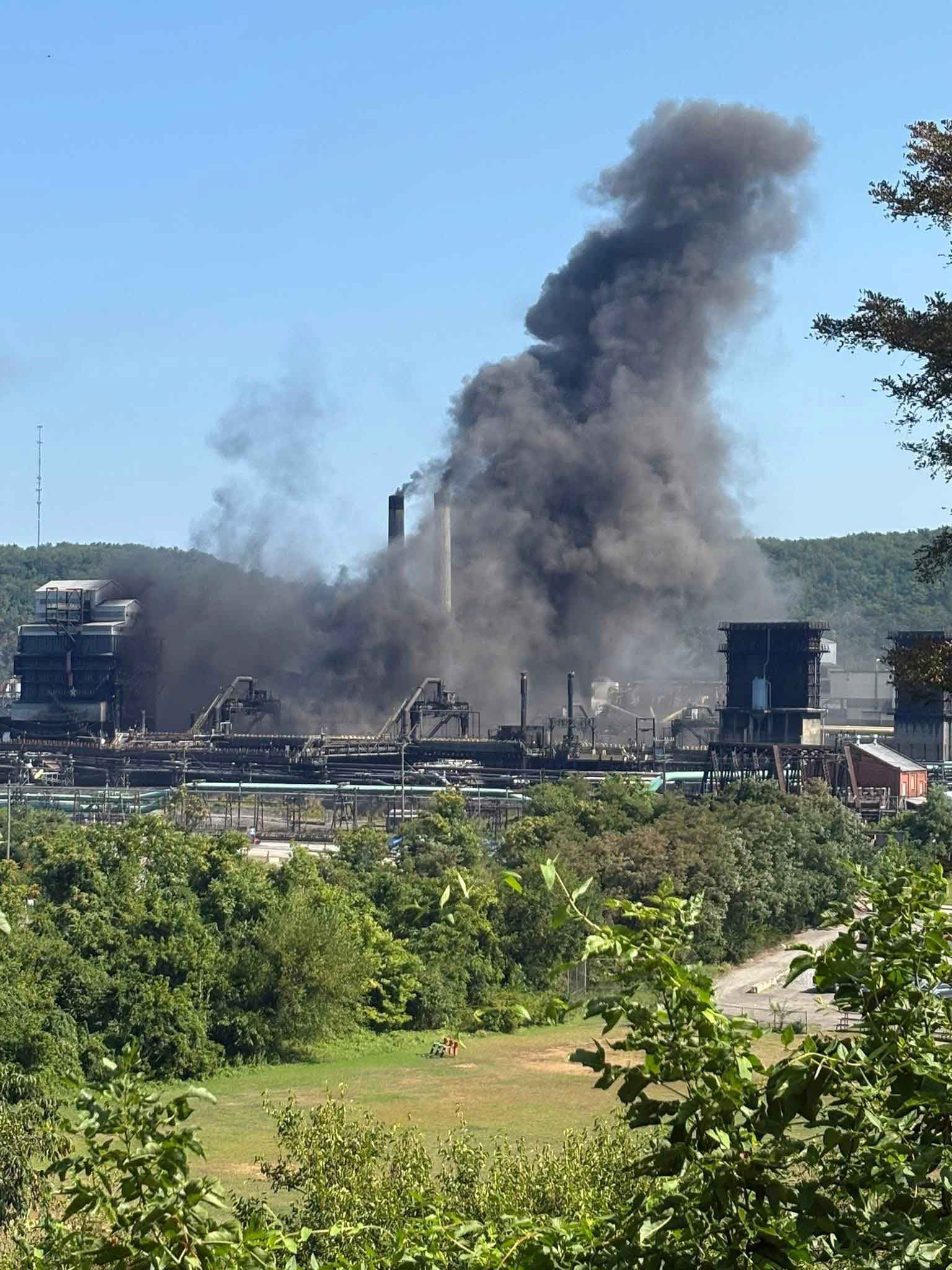 2 dead, 10 injured after explosion at Pa. steel plant – NBC Los Angeles