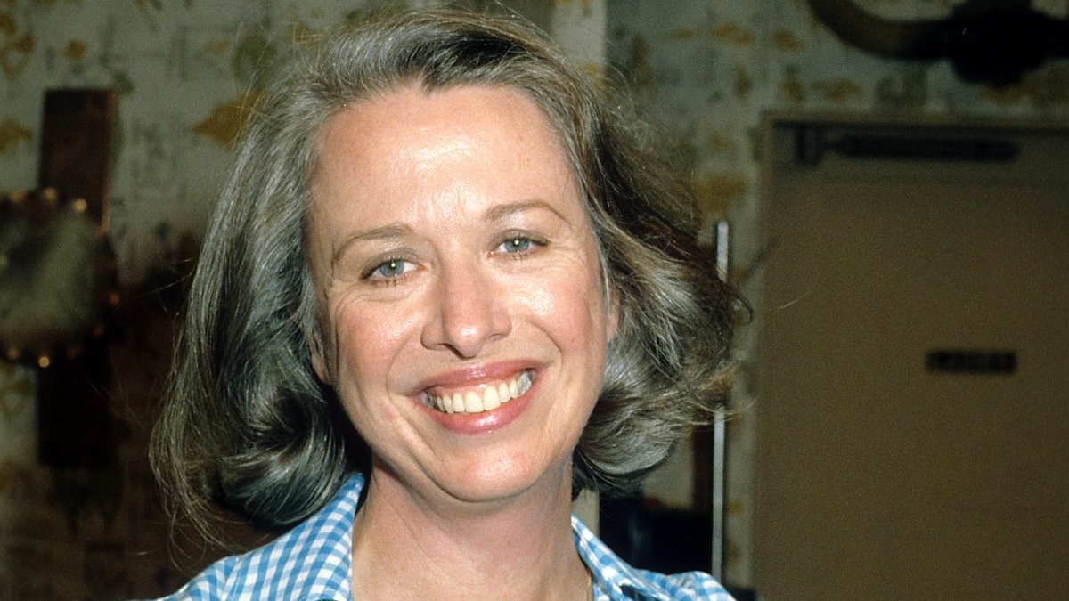 Polly Holliday, known for playing waitress Flo on ‘Alice,’ dies – NBC ...