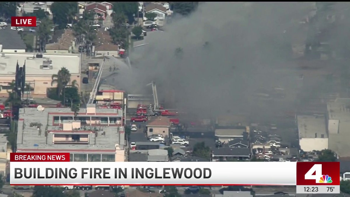 Thick smoke surrounds Inglewood amid commercial building fire – NBC Los ...