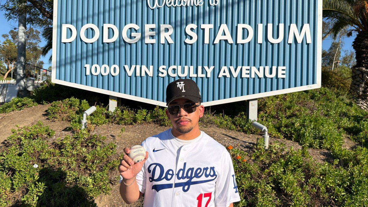 MLB Playoffs 2025: These Dodgers fans caught Shohei Ohtani’s 3 home ...