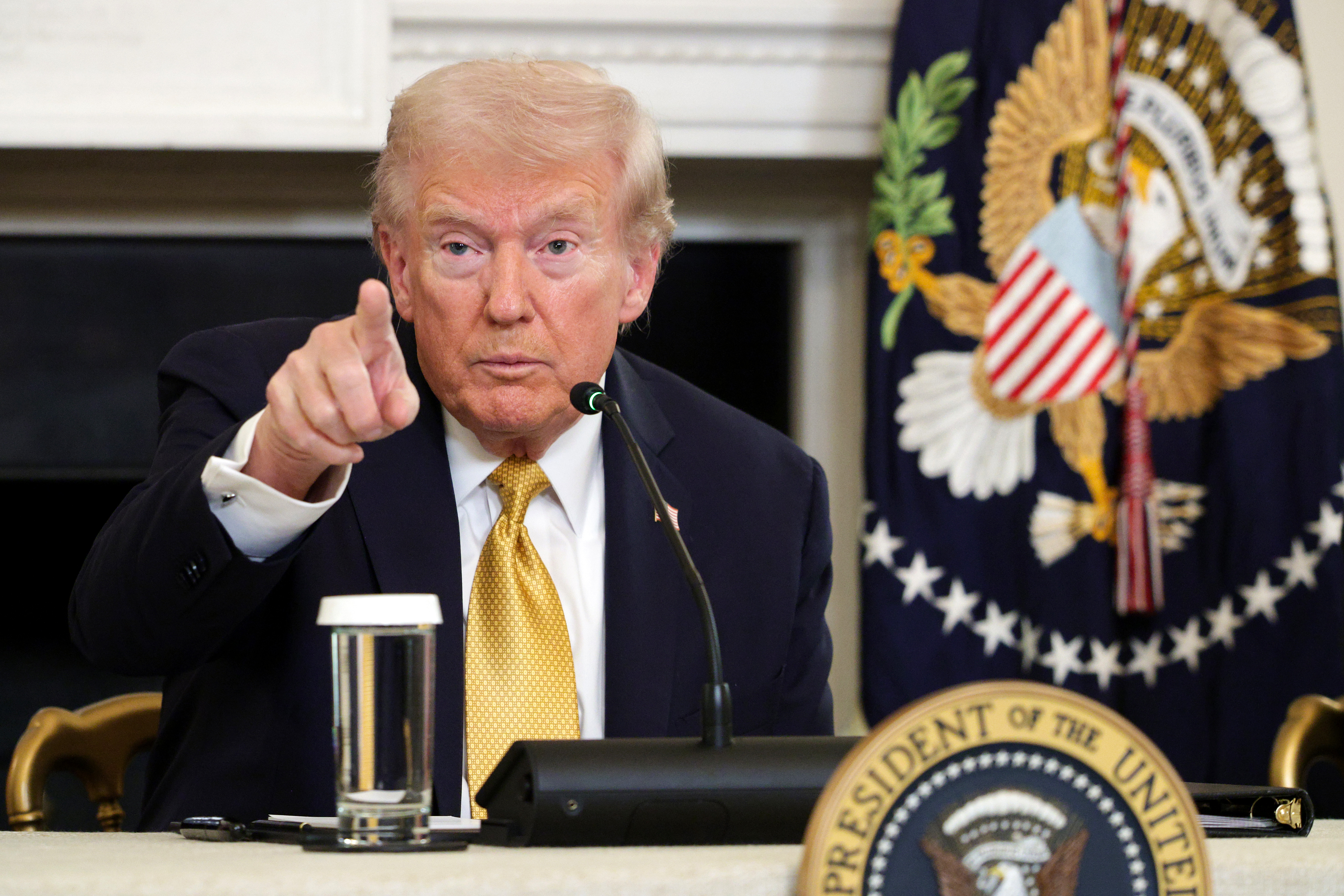 Live updates: Shutdown enters Day 24; Trump cancels Canada trade talks ...