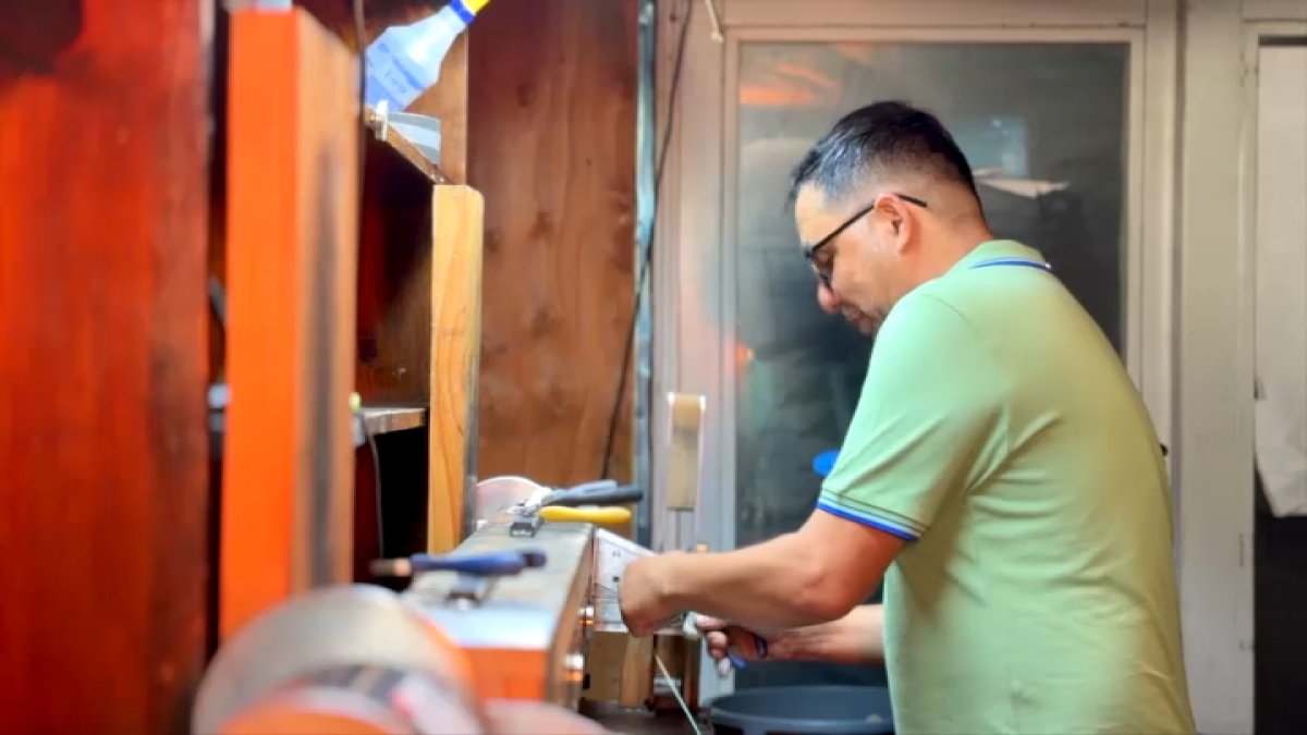 Guitar string maker honors tradition with his craft in Boyle Heights ...