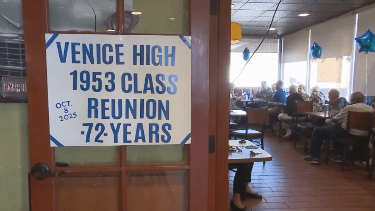 Venice High School class of ’53 celebrates 72 years of friendship at ...