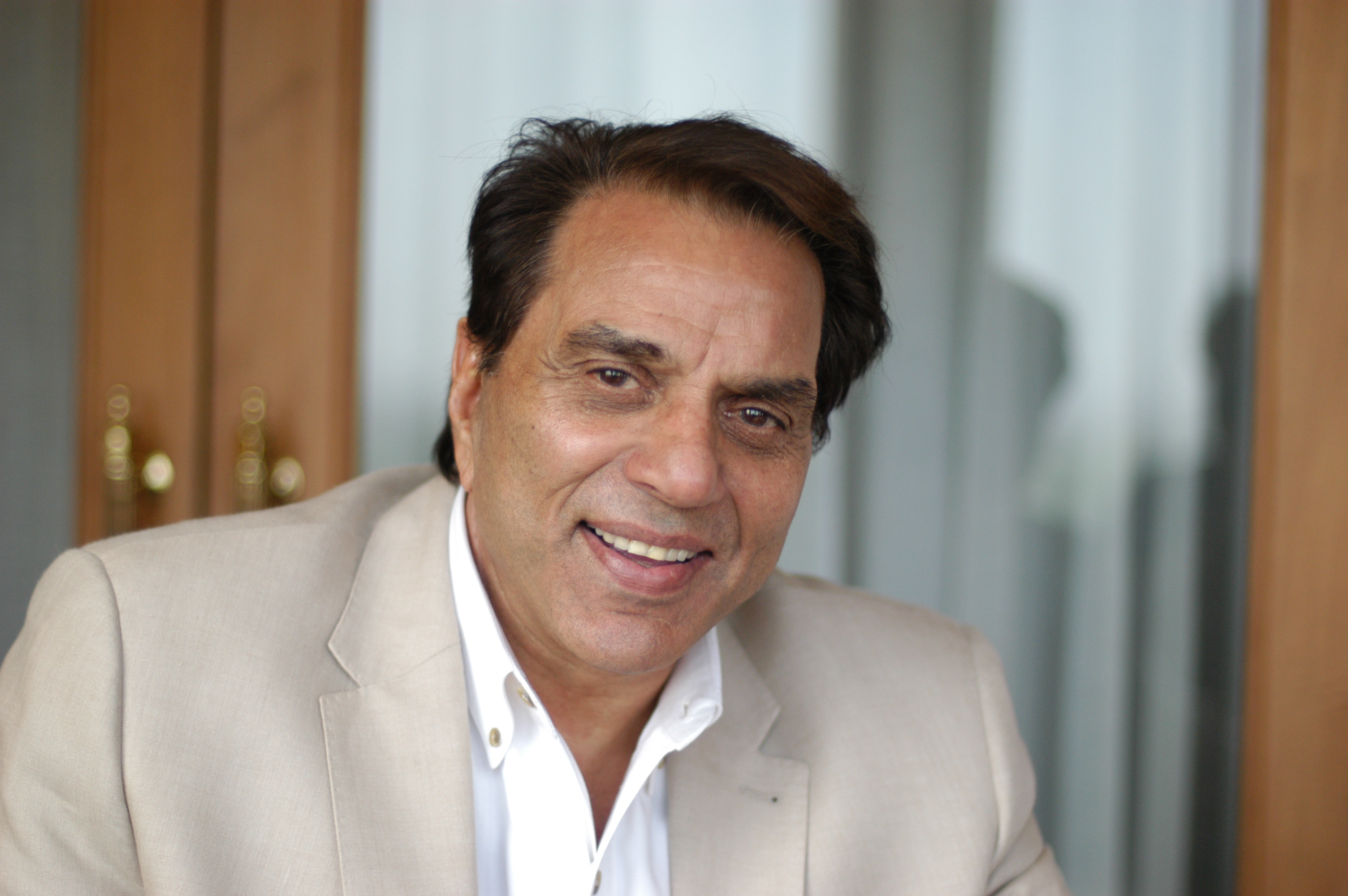 Dharmendra, iconic Bollywood actor, dies at 89 – NBC Los Angeles
