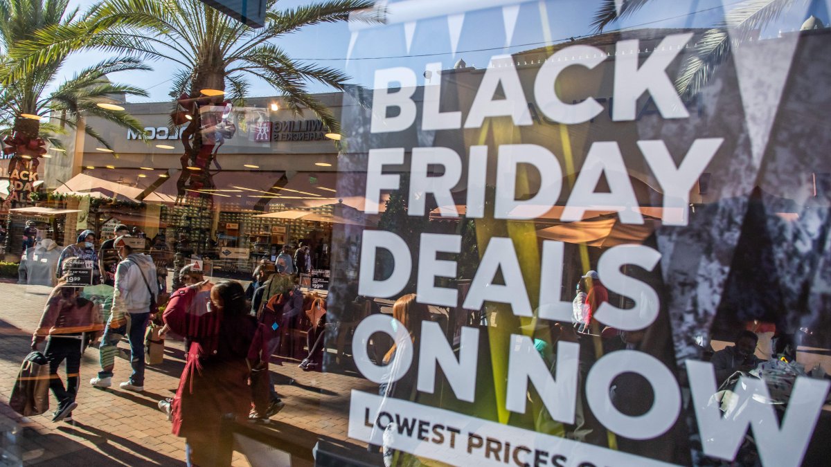 Black Friday shopping underway across Southern California – NBC Los Angeles