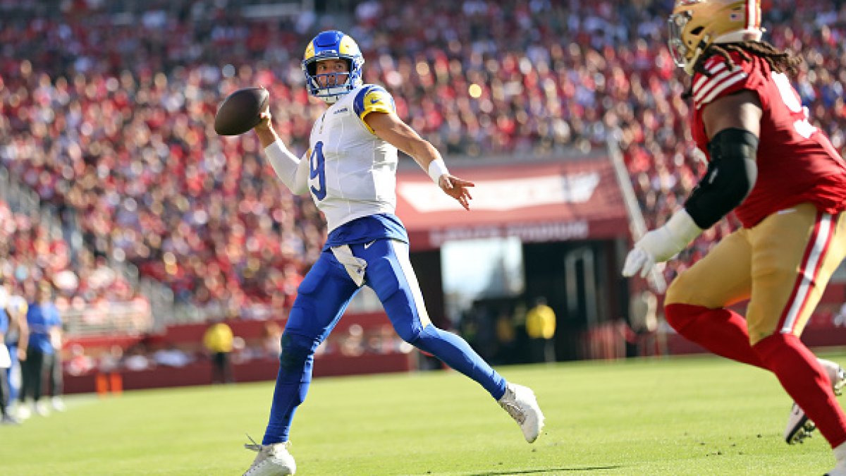 Los Angeles Rams: Matthew Stafford throws 4 TDs as Rams beat 49ers 42 ...