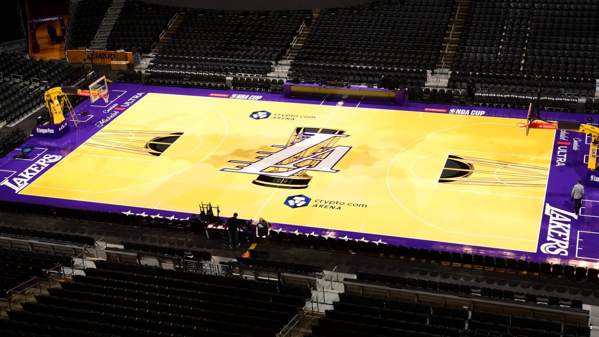 Los Angeles Lakers’ NBA Cup court ‘unplayable’ for Friday: Report – NBC ...