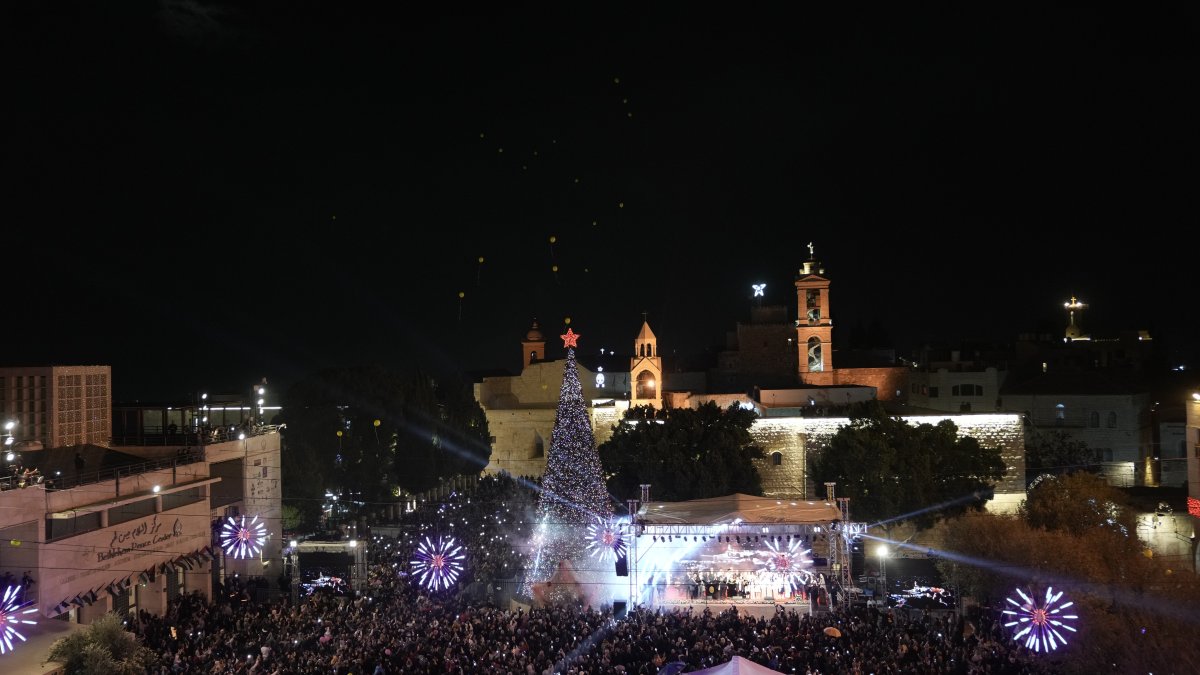 Christmas celebrations return to Bethlehem after 2 years of war in Gaza ...