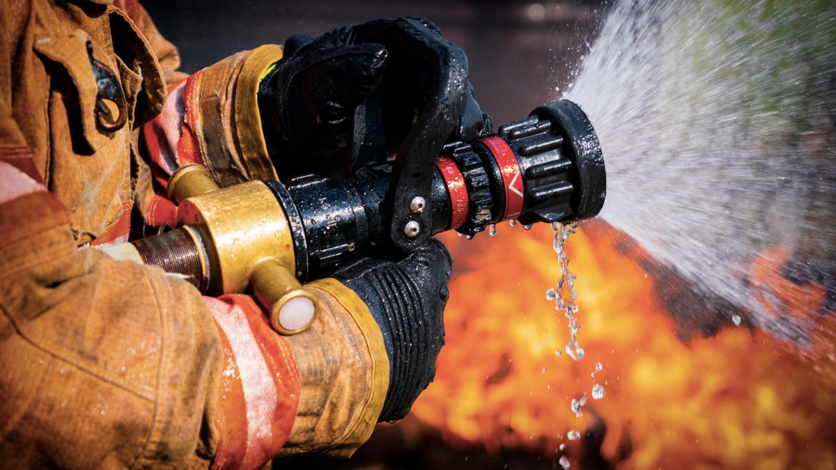 Good Samaritans save couple from San Bernardino fire on Christmas – NBC ...