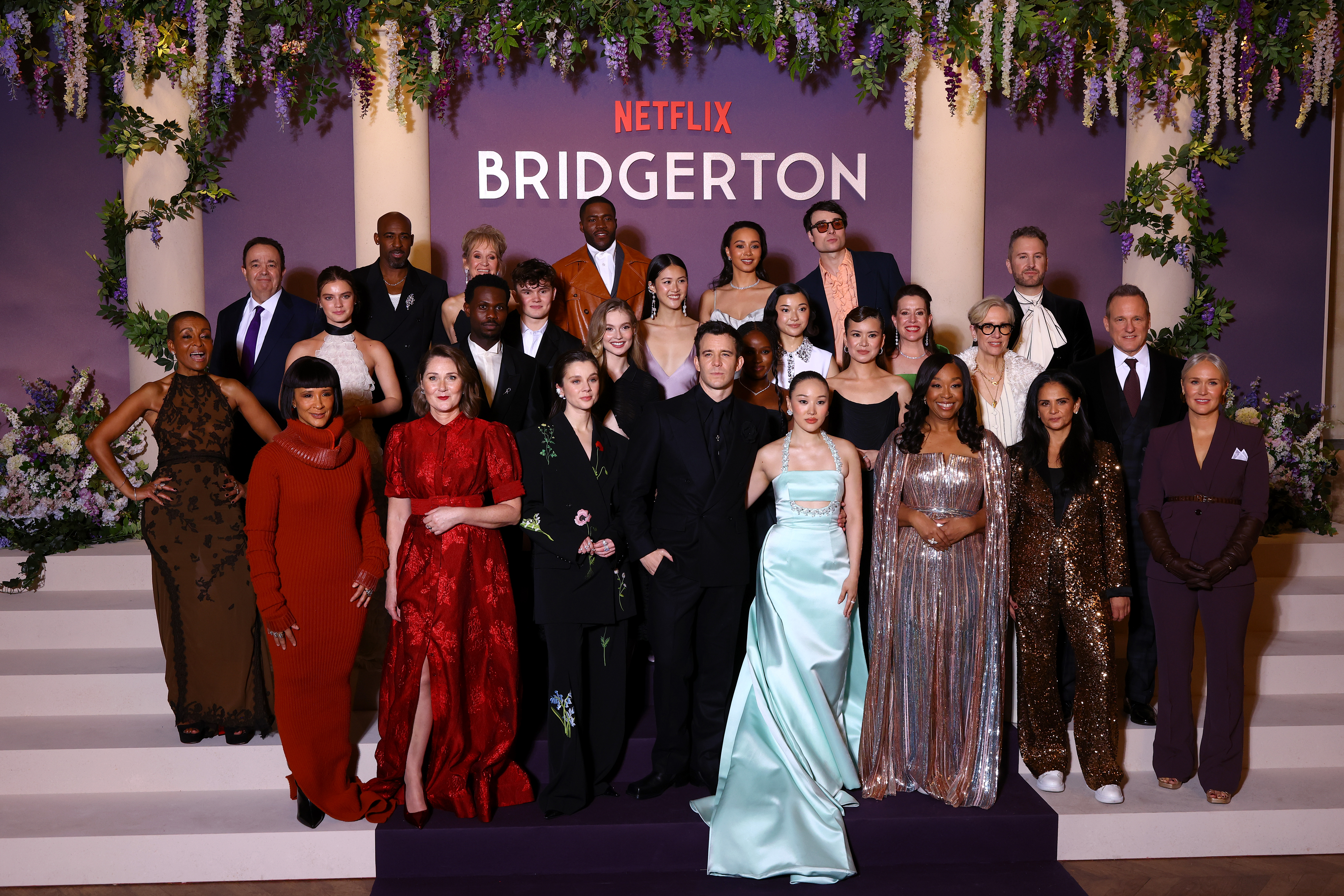 ‘Bridgerton’ showrunner reveals leads of seasons 5 and 6 – NBC Los Angeles