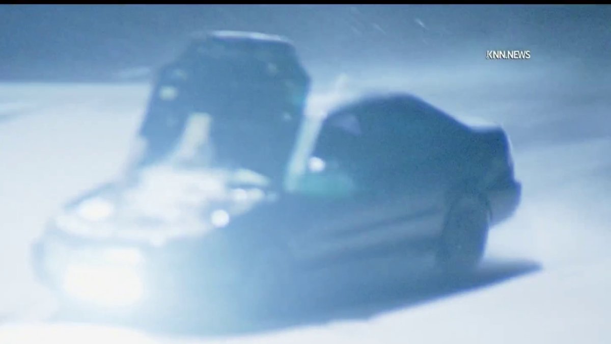 Pursuit driver speeds through LA River with hood lifted up – NBC Los ...