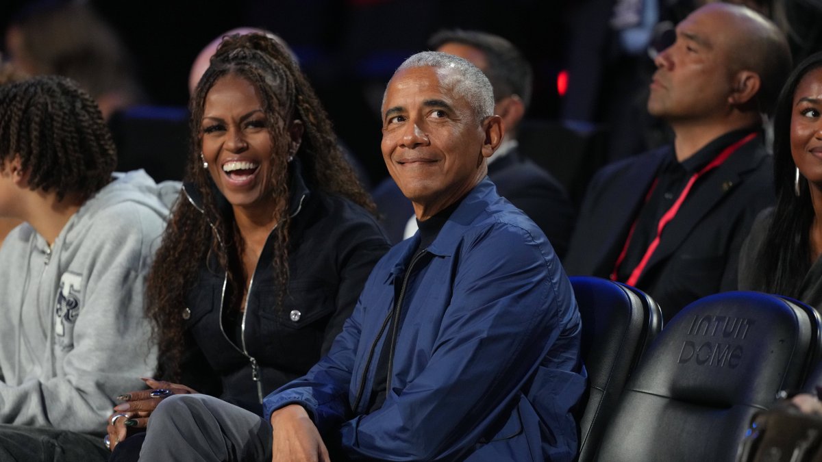 Barack Obama speaks at 2026 NBA All-Star Game. Here’s what he said ...