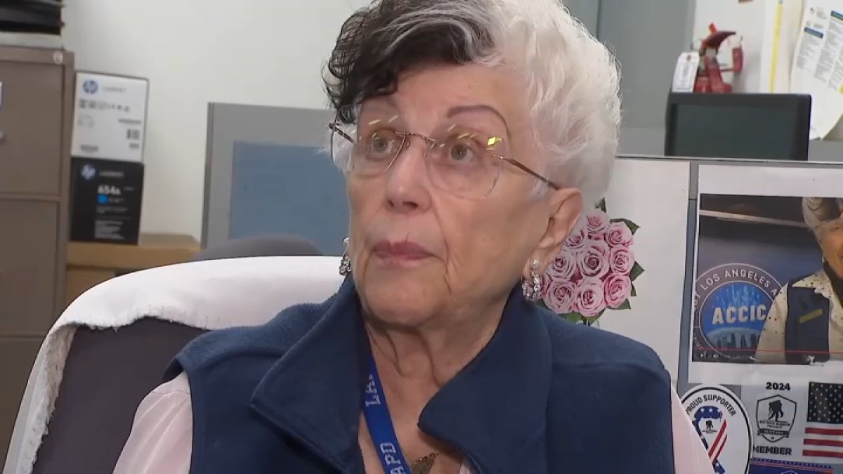 How Bruce Willis’ mom became an icon for LAPD’s West LA station – NBC ...
