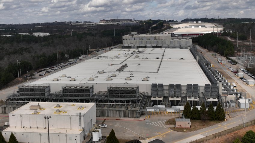 Maine’s governor vetoes first state moratorium on data centers – NBC ...