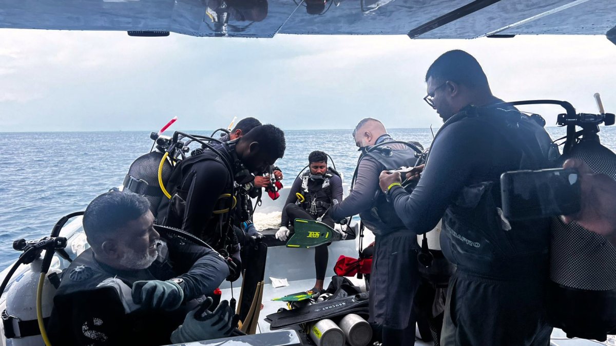 Bodies of 4 missing Italian divers found in Maldives sea cave – NBC Los ...